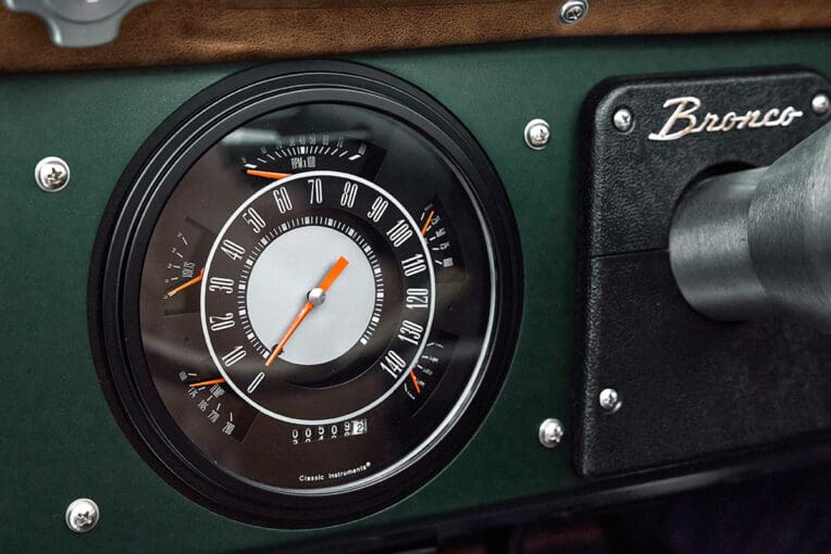 1974 Dark Green Ford Bronco | 1974 Classic Ford Bronco - Spooky Gunship | Classic Ford Broncos