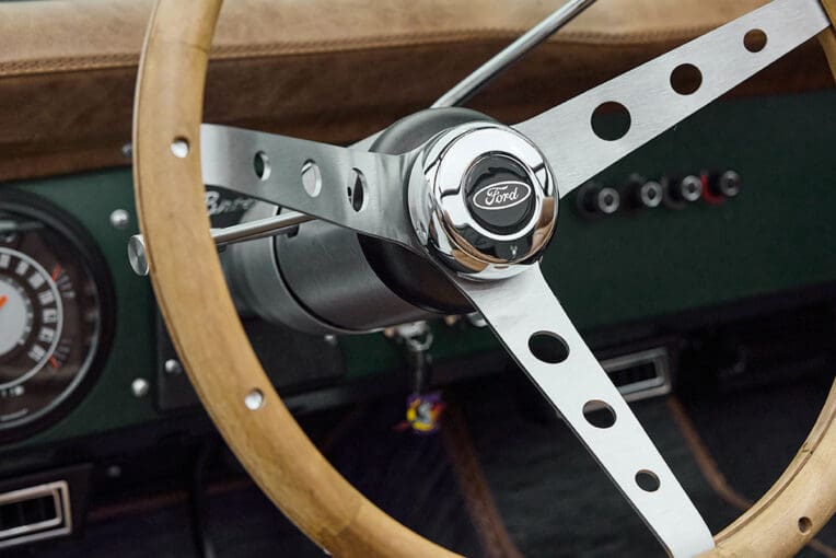 1974 Dark Green Ford Bronco | 1974 Classic Ford Bronco - Spooky Gunship | Classic Ford Broncos